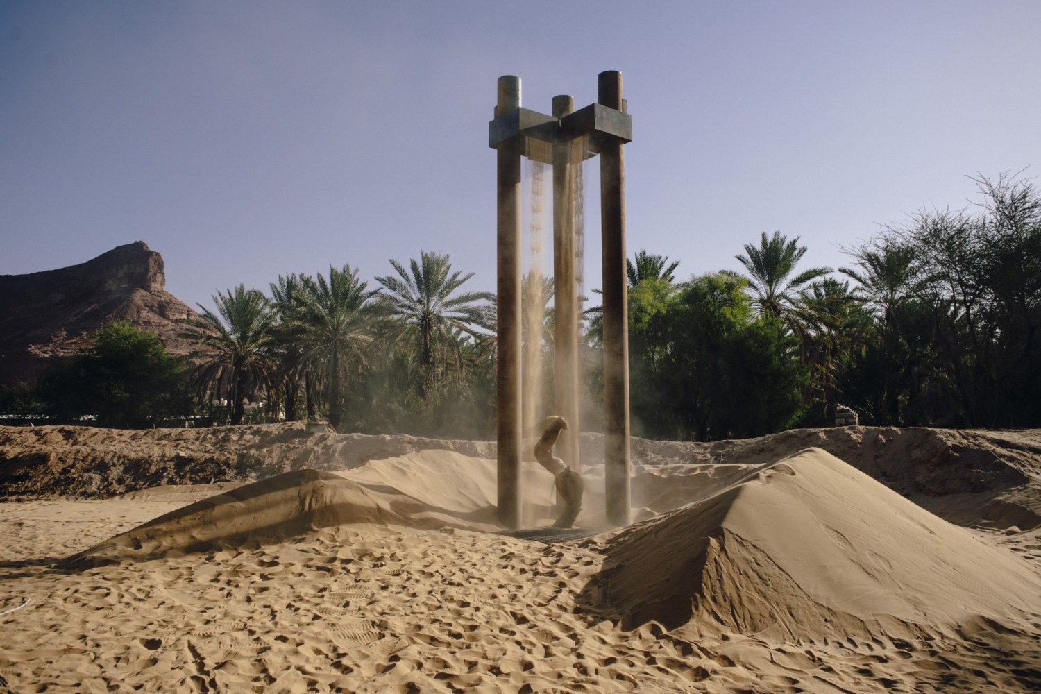 Manifesto | As part of the Noor Riyadh festival, Manifesto manages the artist liaison for the ...